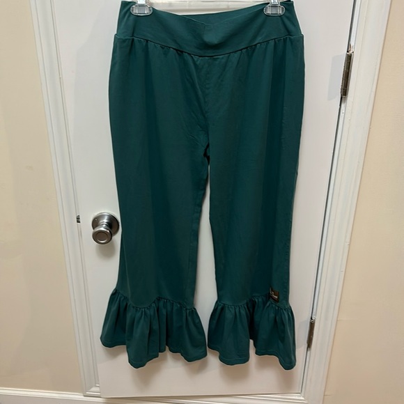 Matilda Jane | Pants & Jumpsuits | Matilda Jane Cropped Pants Size ...
